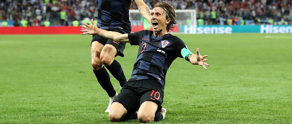 Verdenspressen lægger sig fladt ned: Modric fortjener Ballon d'Or